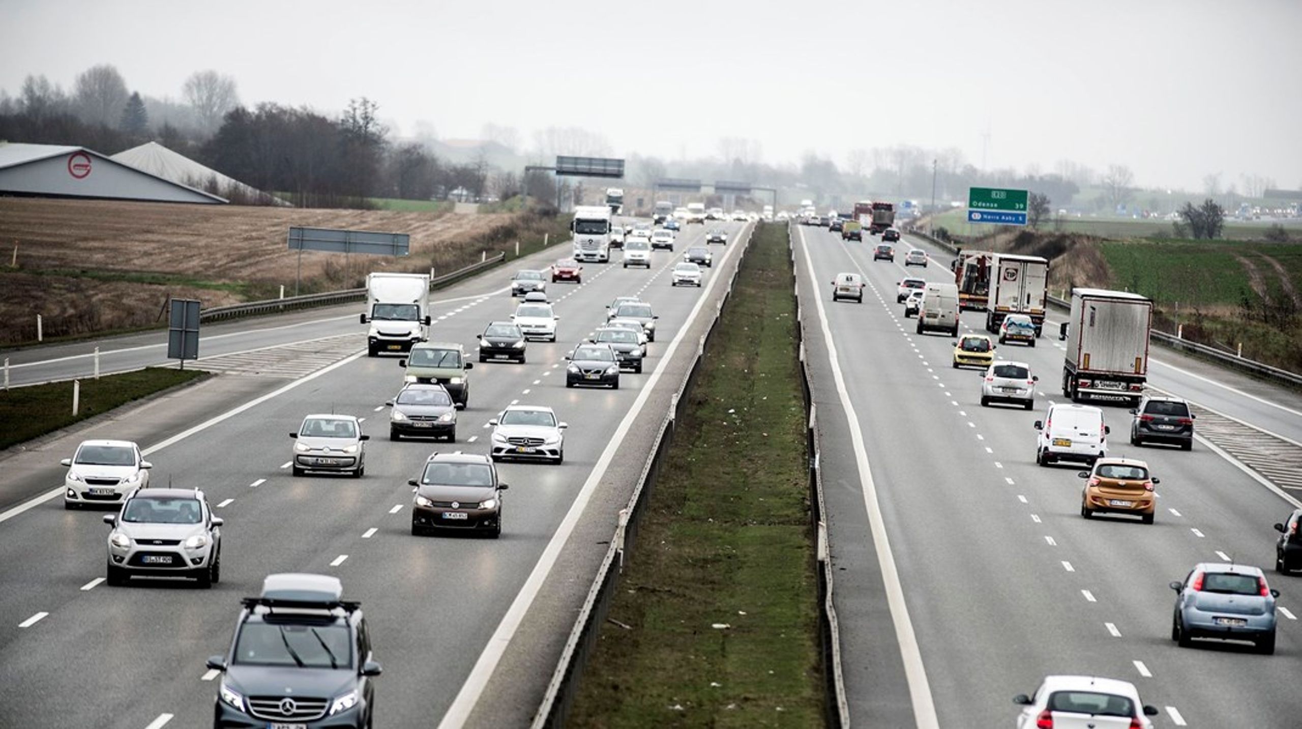 Lokale konservative: Overdæk motorveje med solceller og reducér CO2 ...