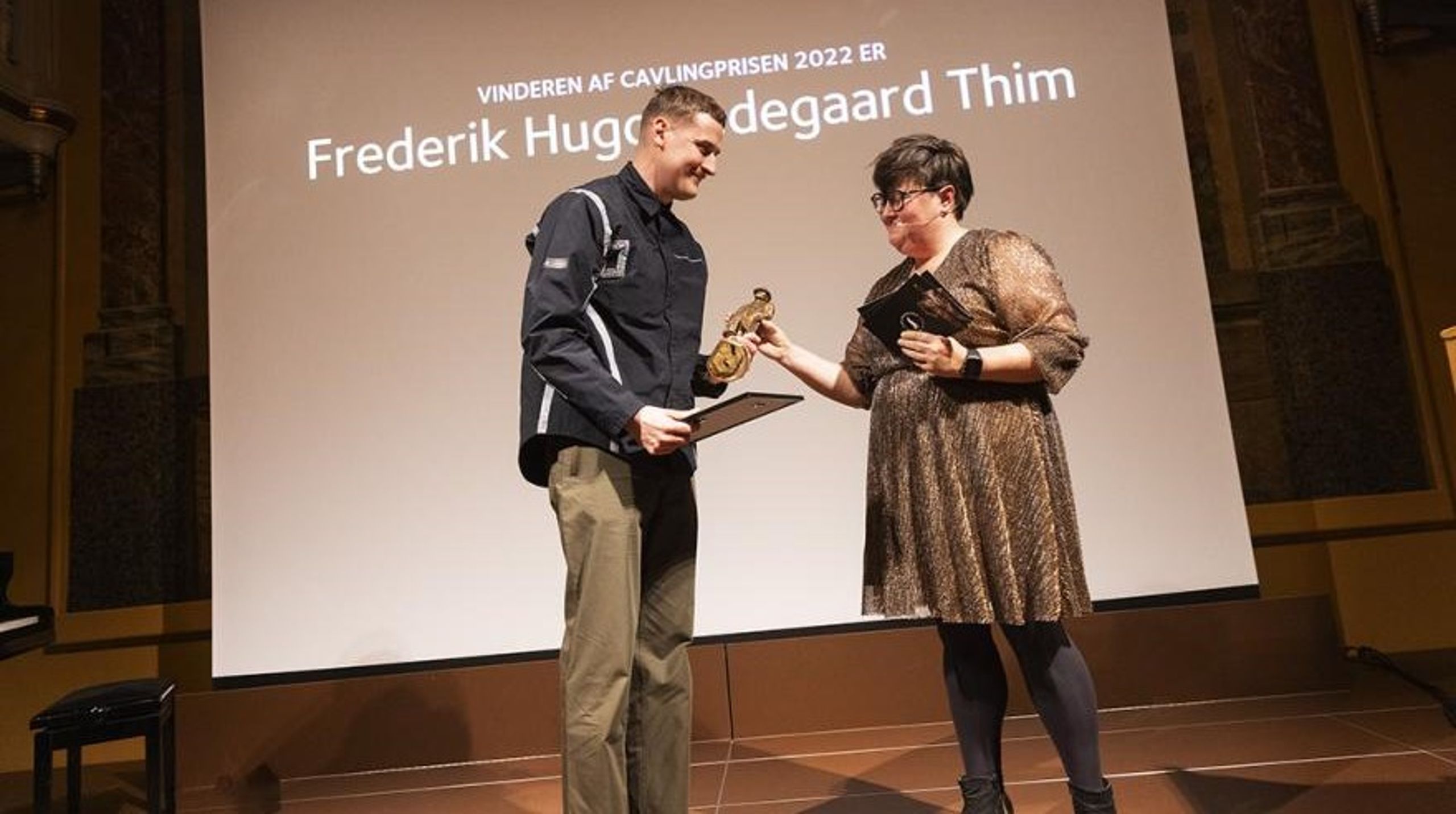 Journalist bag podcastserie fra DR vinder Cavlingprisen - Altinget