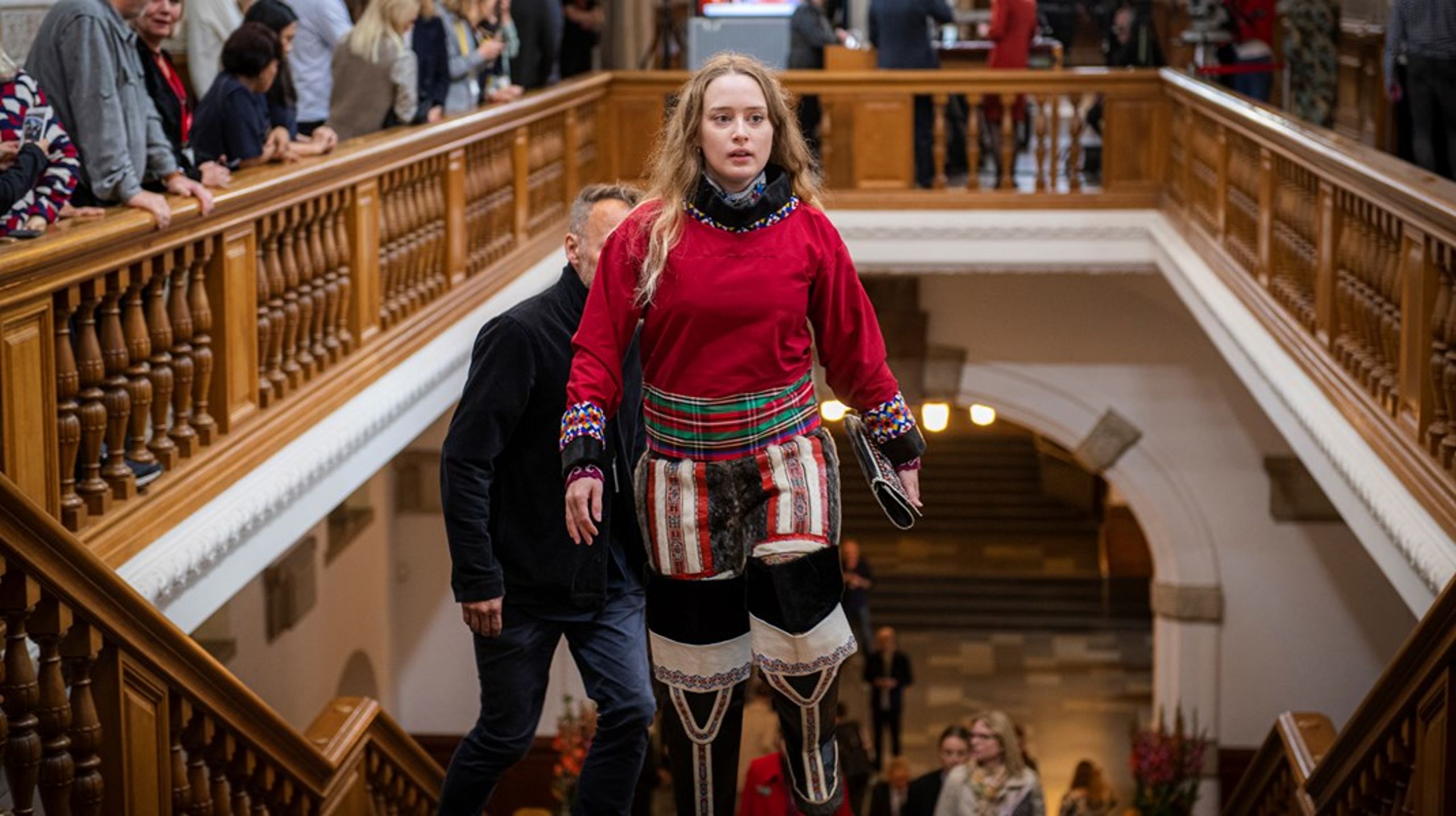 Dokumentation: Læs oversættelsen af Aki-Matilda Høegh-Dams ...